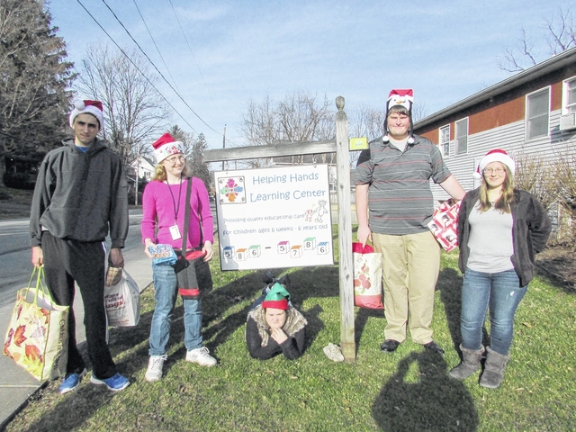 Keystone College Service Club members volunteer at Helping Hands ...