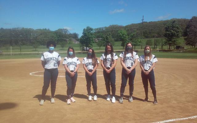 A surprise parade for softball team | Abington Journal